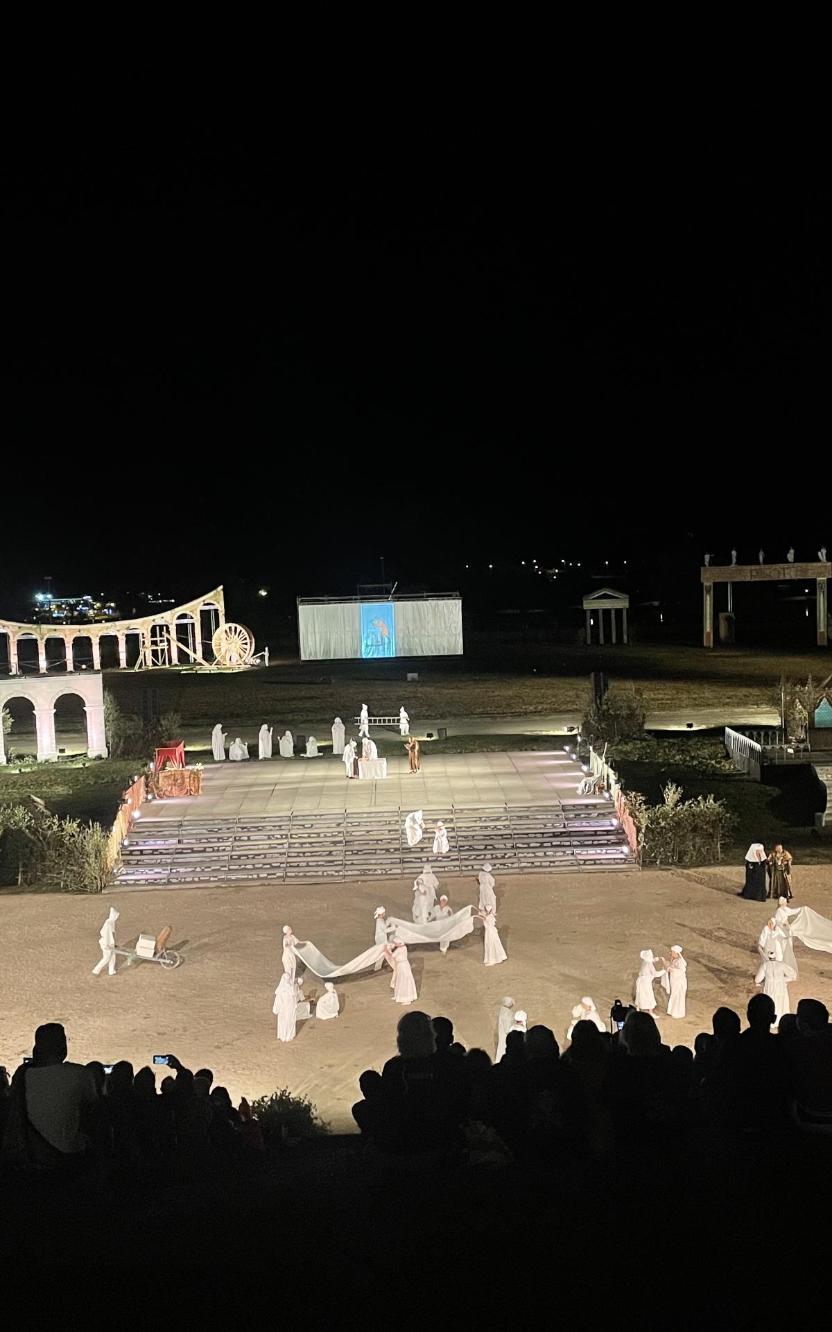 AUGUSTODUNUM, le spectacle historique d’Autun 2024 | Office de tourisme ...